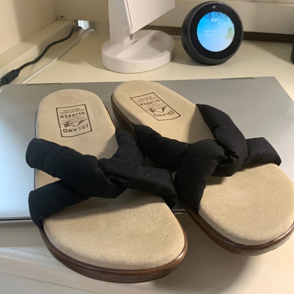 Island Slipper | Shoes | Island Slippers Custom Slides Black Nwot ...